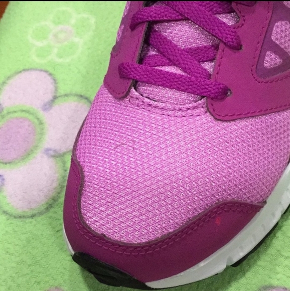 Nike | Shoes | Nike Magenta Pink Running Sneakers Big Girls 4 | Poshmark